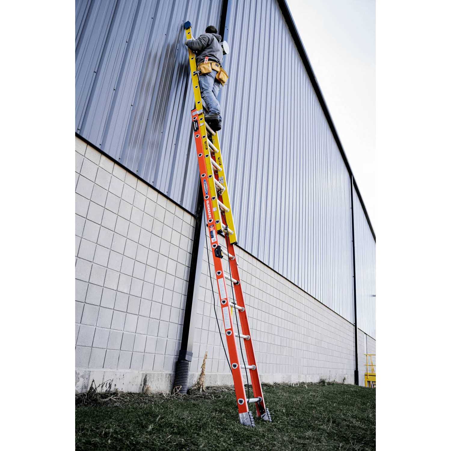 Werner Glidesafe Extension Ladder Fiberglass Tri Rung Type IA ...