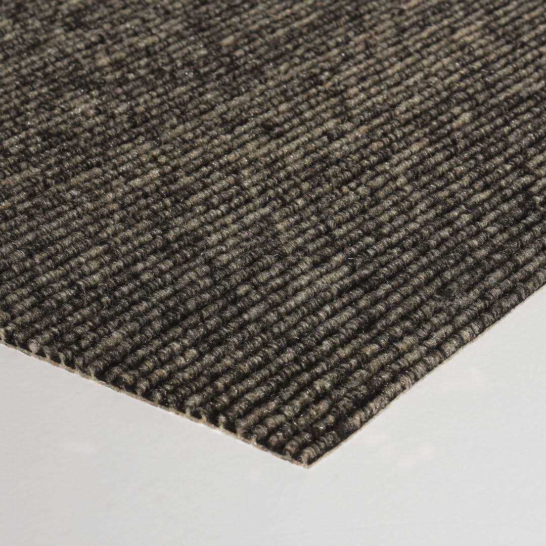 Foss Floors 2' x 2' Peel and Stick Indoor/Outdoor Carpet Tiles ...